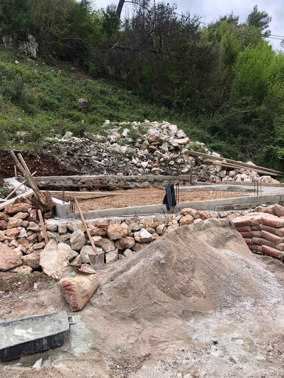 Divlja gradnja u Budvi se nastavlja - Vijesti | Radio Televizija Budva ...