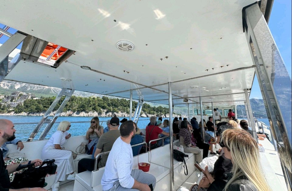 Budva obilježila Dan planete Zemlje brodskom eko-turom - Vijesti ...